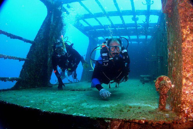 Diving in Cancun for Certified Divers | 2 Dives | All Inclusive - Introduction to the Cancun Certified Diver Experience