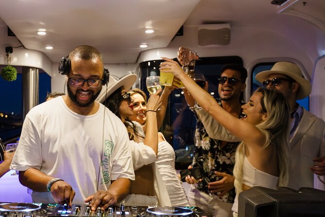 DJ Party On The Waves On a Luxurious Boat - Open Bar And Snacks - Key Points