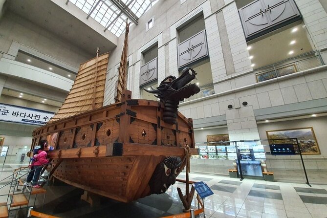 [DMZ Private Full day Tour] & The War Memorial include Lunch - Authentic Experiences and Authentic Guides