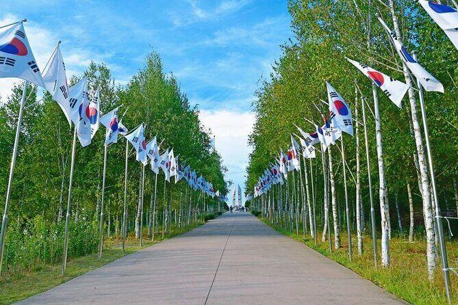 DMZ(Demilitarized Zone-Infiltration Tunnel) with North Korean Food - What to Expect on the Tour