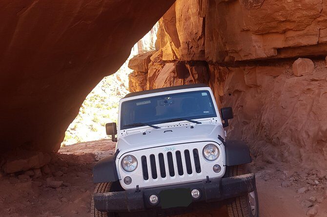 Do it like a local! Drive a canyon in the comfort of your personal SUV! - Exploring the Scenic Canyons of Moab in Your Own Vehicle