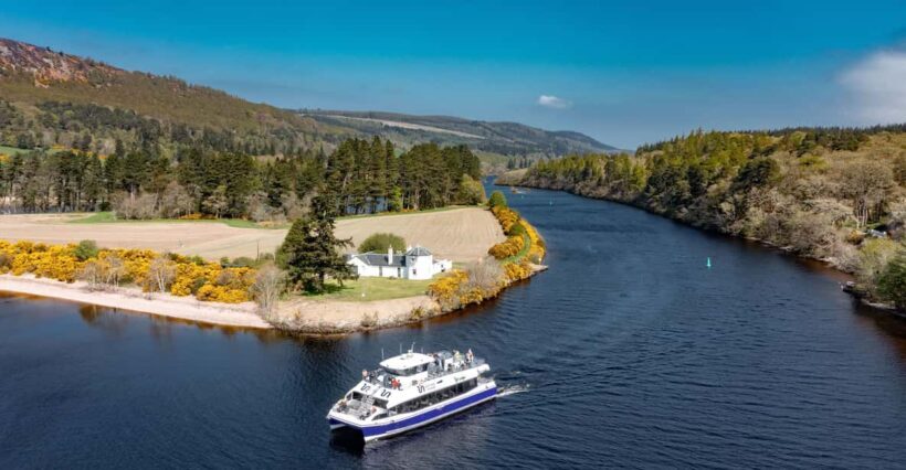 Dochgarroch: Caledonian Canal and Loch Ness 50min Cruise - Starting Point and Accessibility