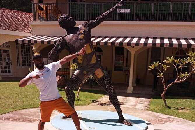 Doctor's Cave Beach and Shopping - What the reviews reveal