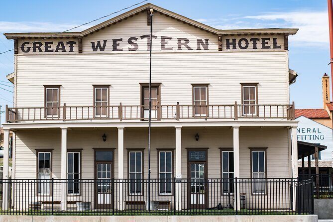 Dodge City Wild West Smartphone Guided Audio GPS Walking Tour - Practical Details and How It Works