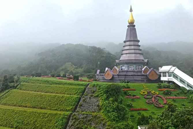 Doi Inthanon Day Trip from Chiang Mai including Karen Hill Tribe & Twin Pagodas - Who is This Tour Best For?
