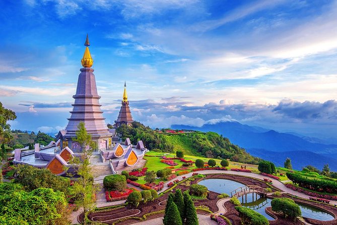 Doi Inthanon National Park with Nature Trail Trekking 1-Day Tour - Transportation and Group Size: Comfort and Intimacy