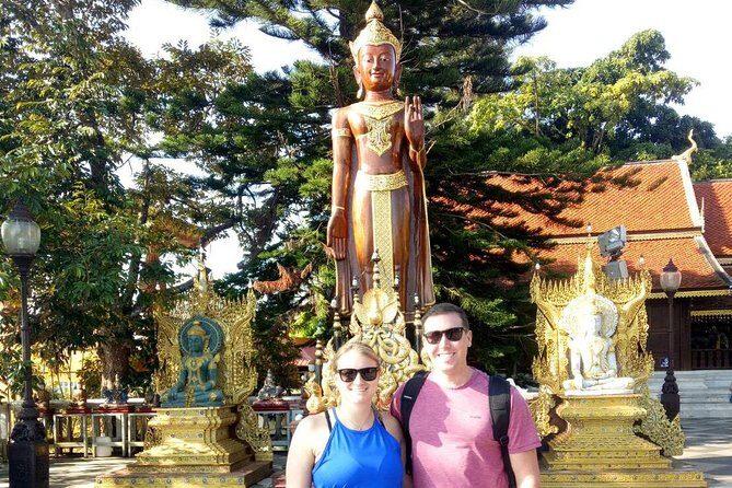 Doi Suthep Temple and Local Crafts Private Tour in Chiang Mai - The First Stop: Thai Silk Village
