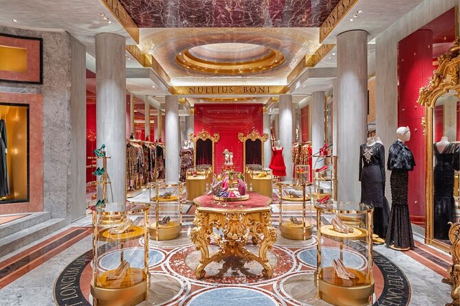 Dolce and Gabbana Rome with personal shopper and make-up artist - The Value of the Experience