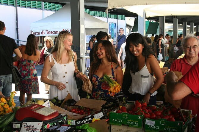 Dolce Vita by Day Market Tour & Pasta Making Class - Key Points