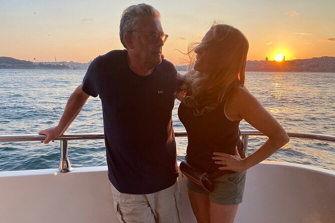 Dolmabahçe Palace Tour & Sunset Cruise on Luxury Yacht - Practical Tips for Your Tour and Cruise