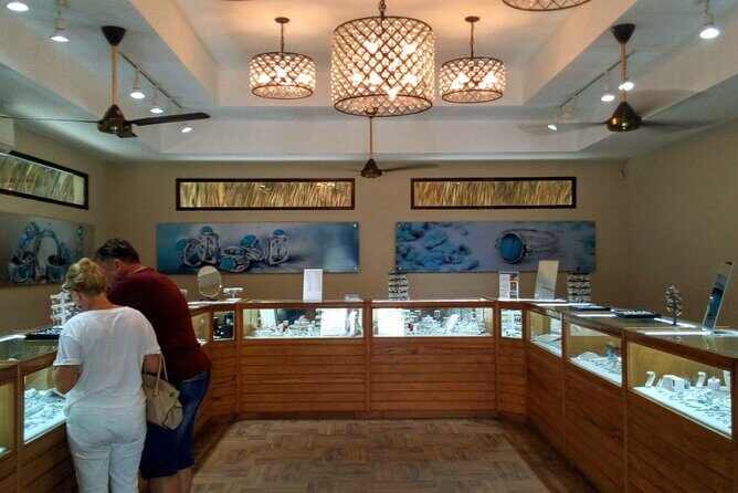 Don Lucas Cigar Factory & Store + Premium Rum Tasting (3 hours) - FAQ