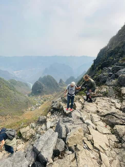 Dong Van: Ma Pi Leng Skywalk Trek with Picnic Lunch - Why This Tour Stands Out