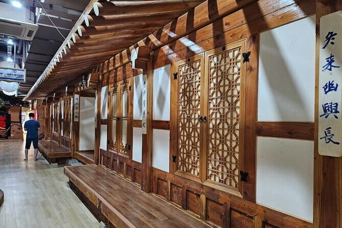 Dongdaemun SPAREX Jimjilbang Sauna Admission Ticket () - What Reviewers Say