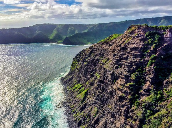 Doors Off West Maui and Molokai 45 minute Helicopter Tour - Who Should Consider This Tour?