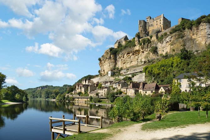 Dordogne Villages Half Day Tour From Sarlat - Meeting and Pickup Information