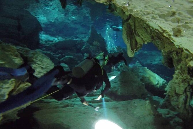 Dos Ojos Cenote Cavern Dive- The Barbie Line and The Bat Cave - An In-Depth Look at the Dos Ojos Cenote Tour