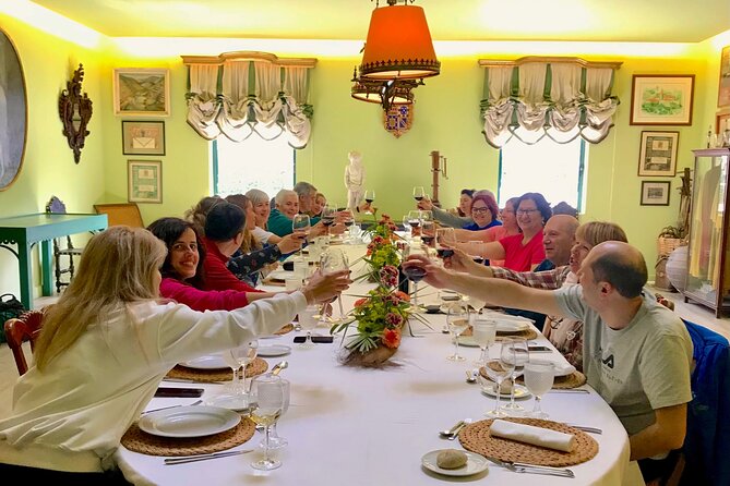Douro: luxury walking tour with full lunch at Quinta da Pacheca - Key Points