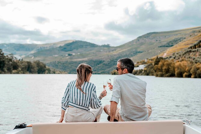 Douro Valley: 1h Solar Boat Experience - Two Wine Tasting - Eco-Friendly and Sustainable Approach