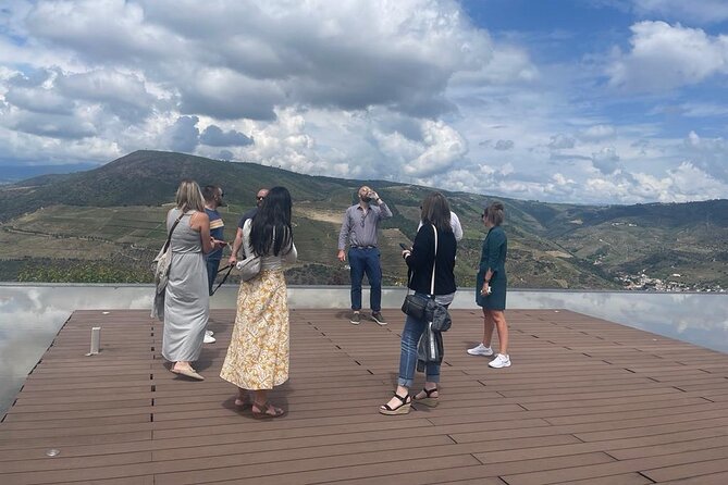 Douro Valley Unforgettable Experiences - Setting out on a Relaxing Rabelo Boat Cruise