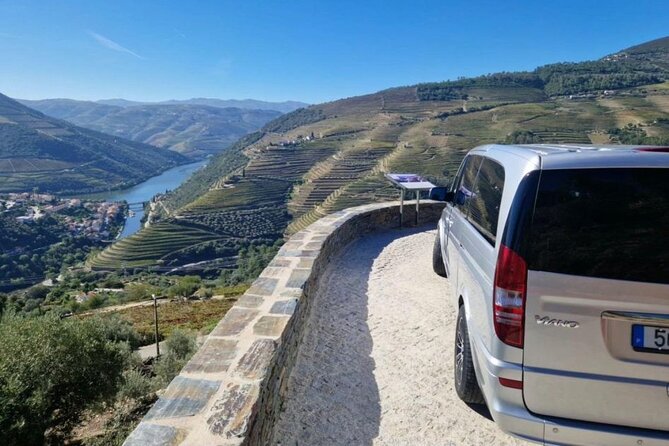DOURO VALLEY: Wine Premium Tour, Winerys Lunch & Boat From Porto - Exploring the Douro Valley