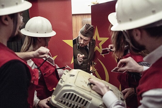 Downfall Spy Mission (Premium Private Escape Room) - Meeting and Pickup