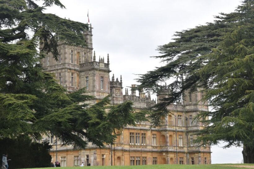 Downton Abbey and Village Small Group Tour from London - The Itinerary: What You Can Expect
