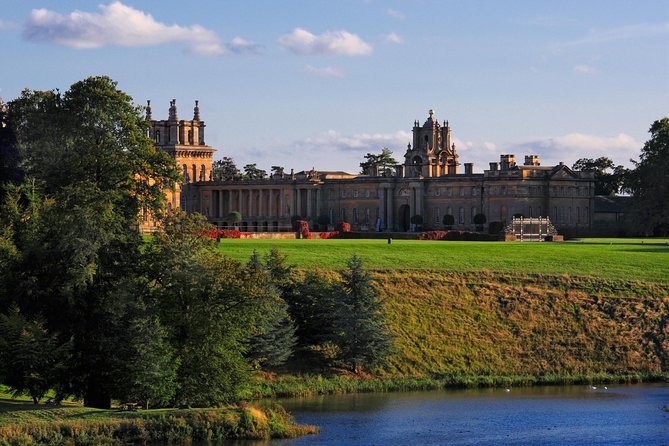 Downtown Abbey Village in The Cotswolds, Blenheim Palace & Lunch - Exploring the Charming Cotswolds Villages