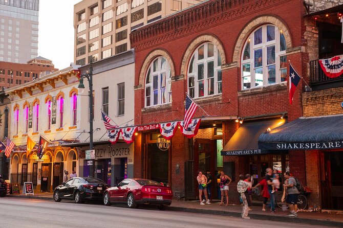 Downtown Austin Live Music Pub Crawl - What to Expect on the Night of the Crawl