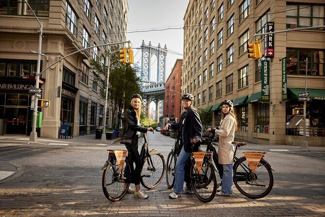 Downtown Bike Tour with Stylish Dutch Bikes - Downtown Bike Tour with Stylish Dutch Bikes: A Balanced Look at Exploring NYC on Two Wheels