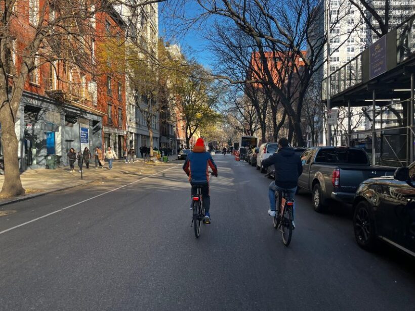 Downtown Bike Tour with Stylish Dutch Bikes or E-bikes! - The Ride and the Neighborhoods: What You Can Expect