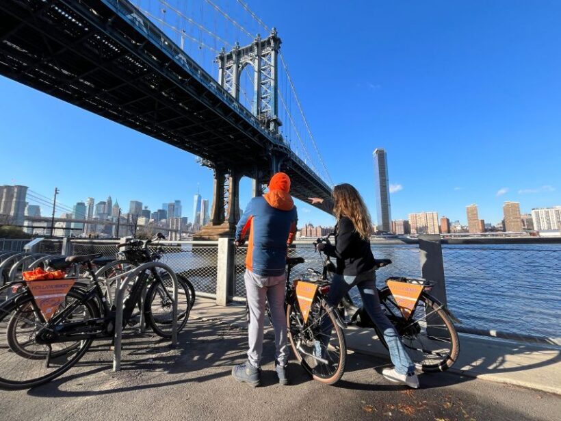 Downtown Bike Tour with Stylish Dutch Bikes or E-bikes! - FAQ