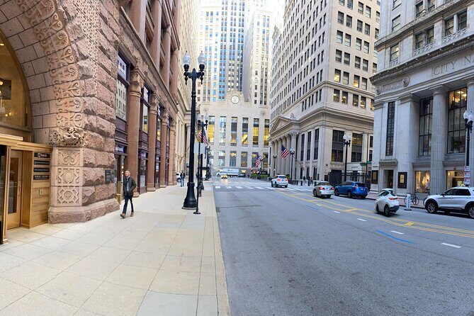 Downtown Chicago TV and Movie Sites Guided Walking Tour - The Sum Up
