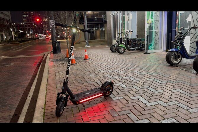 Downtown Dallas Sightseeing, Self Guided Tour Max Pro E-Scooter - Why This E-Scooter Tour Stands Out