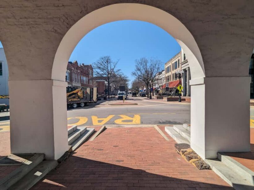 Downtown Fayetteville Historic Tour - A Practical Guide to the Fayetteville Historic Tour