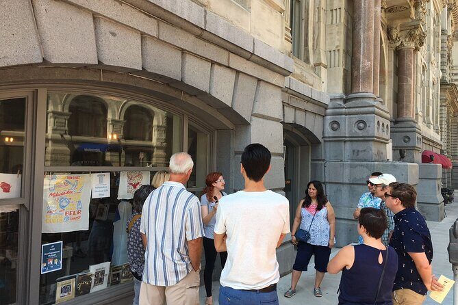 Downtown Milwaukee Walking Tour - Exploring Milwaukee’s Streetscape and Architecture