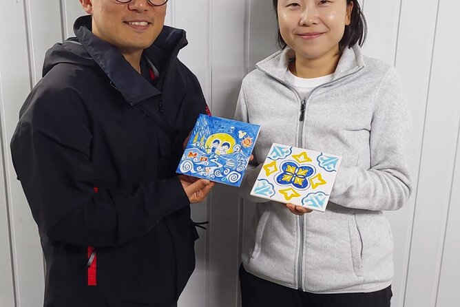 Downtown Porto Tile-Painting Workshop With Porto Wine – Bainharia - Enjoying the Flavors of Porto