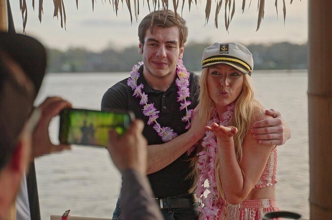 Downtown Sunset Tiki Cruise - FAQ About the Downtown Sunset Tiki Cruise