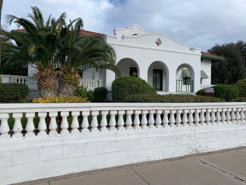 Downtown Tucson & El Presidio Walking Tour with Local Guide - Key Points