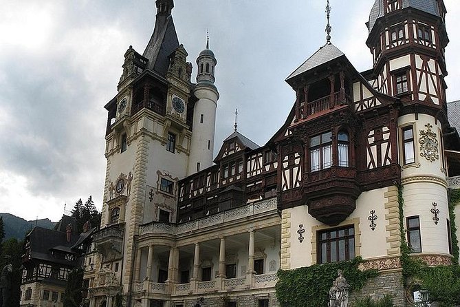 Dracula Castle, Peles Castle & Brasov-Private Tour From Bucharest - Exploring Peles Castle