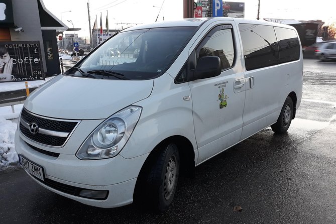 Draculas Castle & Peles Palace Tour From Bucharest Including Brasov Old Town - Tips for an Enjoyable Tour