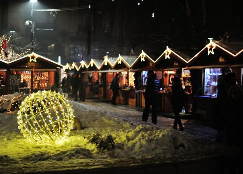 Dresden: Christmas Market Magic Walking Tour with a Local - Exploring Dresden’s Christmas Markets: A Deep Dive