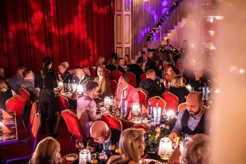 Dresden: Entrance Ticket for Travesty Revue Show - Key Points