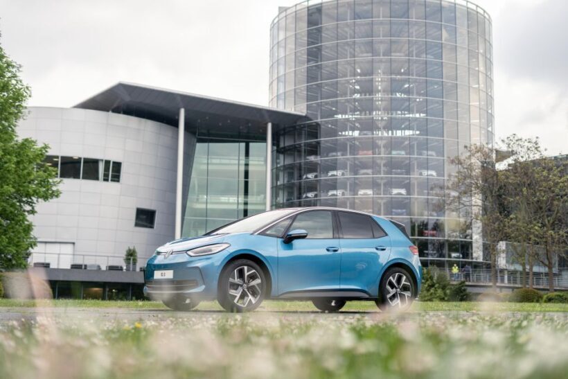 Dresden: Guided tour VW factory , test drive & food - What Makes This Tour Special