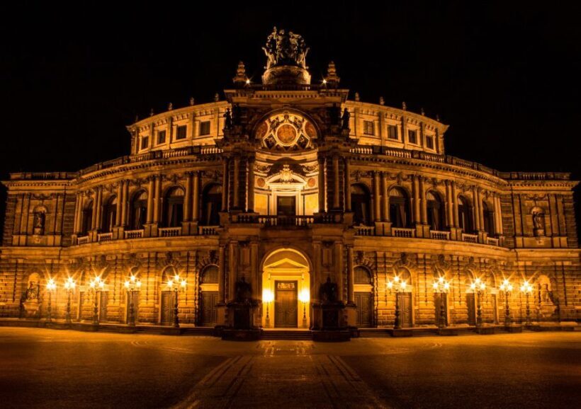 Dresden - Private tour including Castle visit - Authentic Reviews and Insights