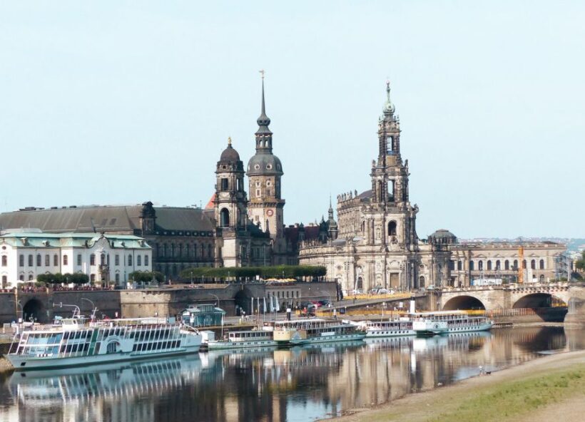 Dresden: Segway Tour Along the Elbe and Old Town - Why Choose This Tour?