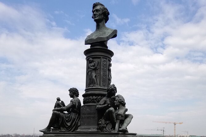 Dresden's 'Balcony of Europe': A Self-Guided Audio Tour along the River Elbe - Key Points