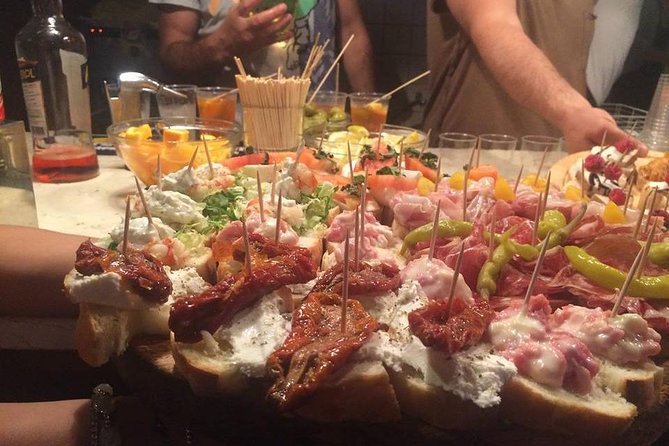 Drink Eat and Walk in Venice - Engaging Guides: Your Local Connection