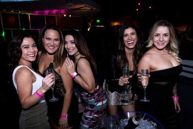 Drink, Mingle and Dance Club Tour - An In-Depth Look at the San Diego Nightlife Tour