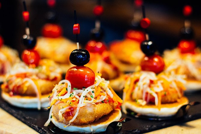 Drinks & Bites in El Born Private Tour - Local Drink Options