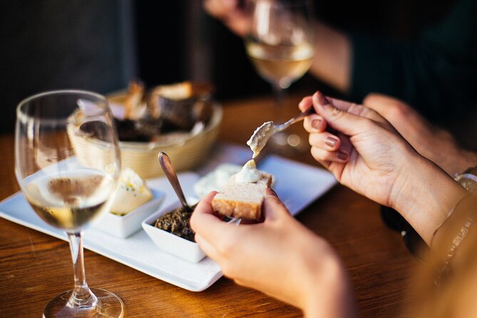 Drinks & Bites in Faro Private Tour With a Local - Taking in Faros Rich Cultural Heritage